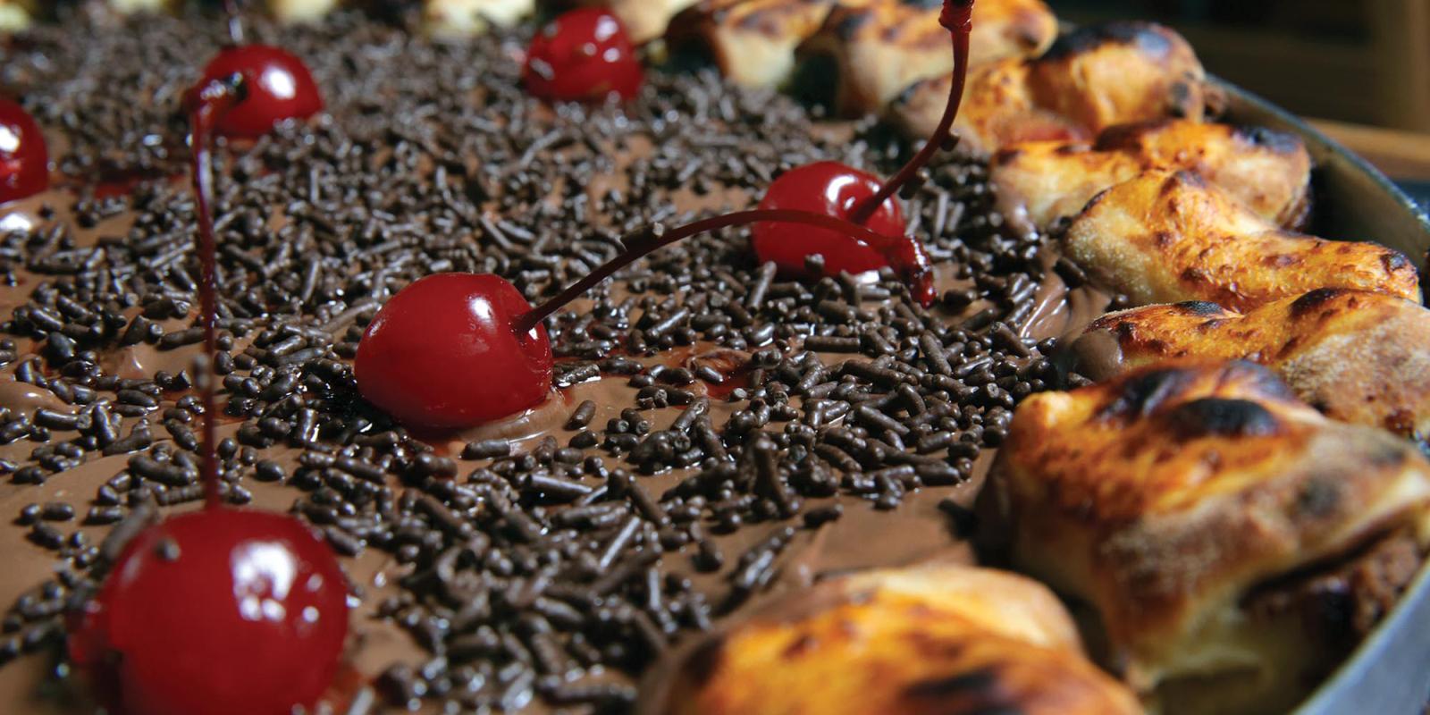 Pizza Pizza Floresta Negra - Paolla Restaurante