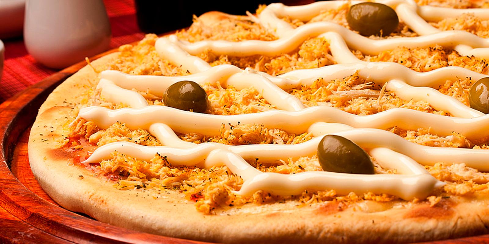 Pizza Pizza Frango com Catupiry - Paolla Restaurante